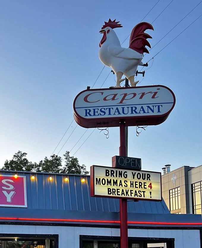"Bring your mommas here for breakfast!" The sign says what we're all thinking—this food is mom-approved comfort.