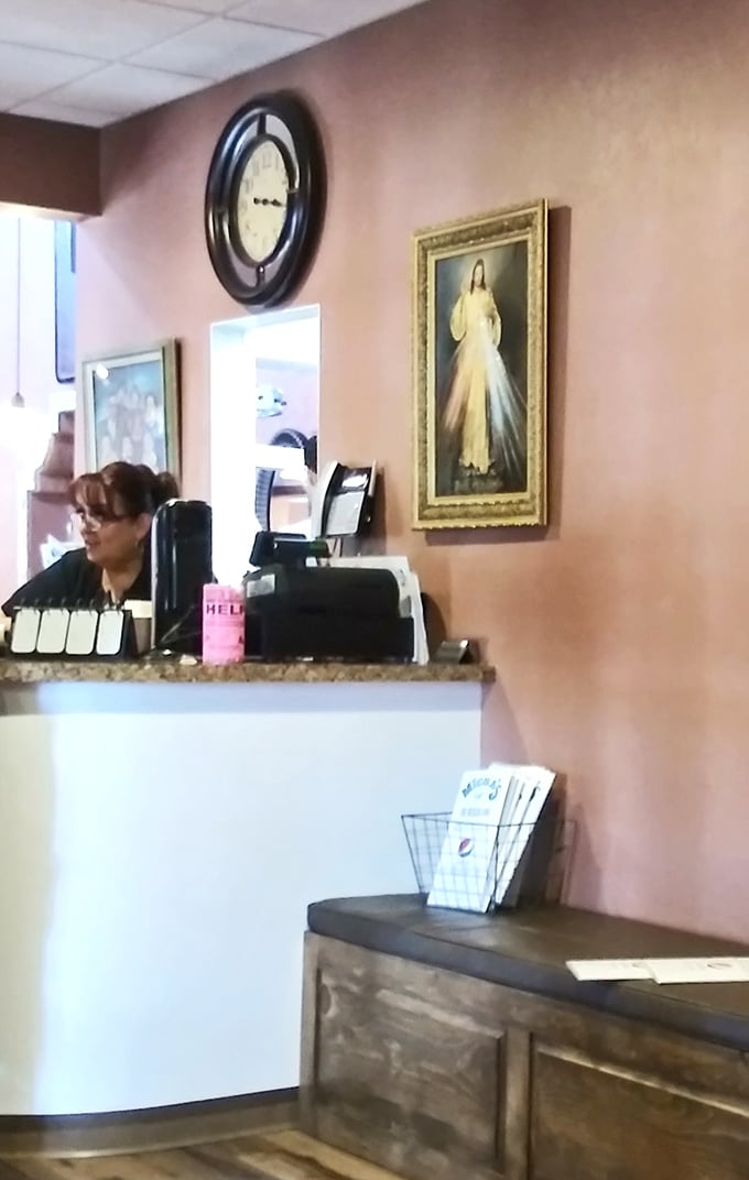 Warm smiles and welcoming service await at Micha’s Restaurant, a Tucson favorite known for comfort, kindness, and delicious homemade dishes.