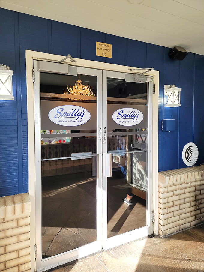 The entrance promises what lies beyond—comfort food and zero pretension. Those doors have welcomed generations of hungry Idahoans.