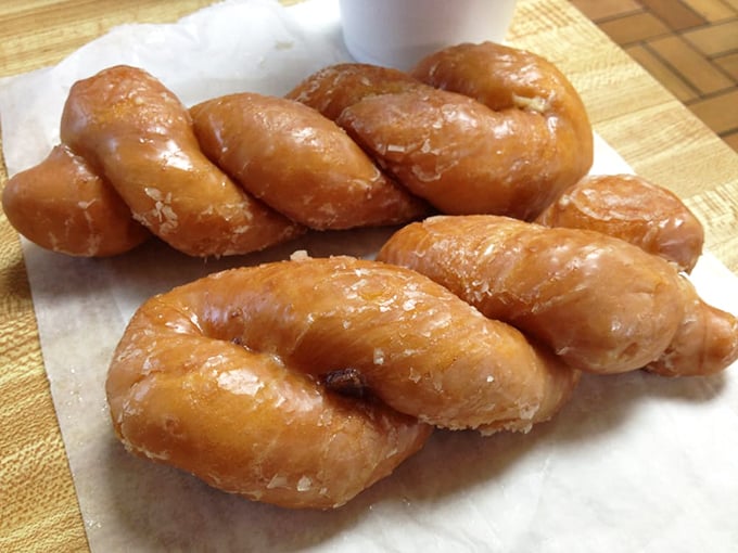 Twisted donuts that somehow manage to look both rustic and elegant—like the pastry equivalent of farmhouse chic.