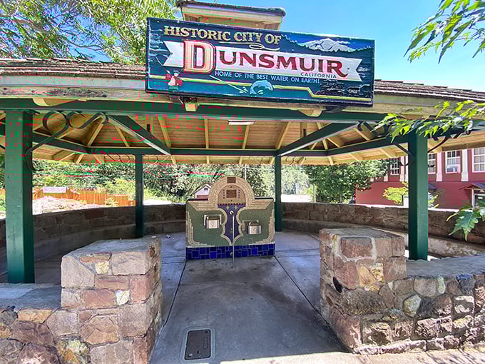 Dunsmuir's public fountain celebrates the town's claim to fame: "Home of the Best Water on Earth." In a world of plastic bottles, this is the real deal.