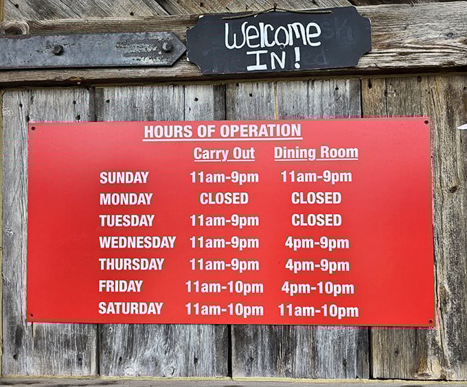The hours sign tells you exactly when you can satisfy your beer nugget cravings – information worth its weight in garlic Parmesan gold.