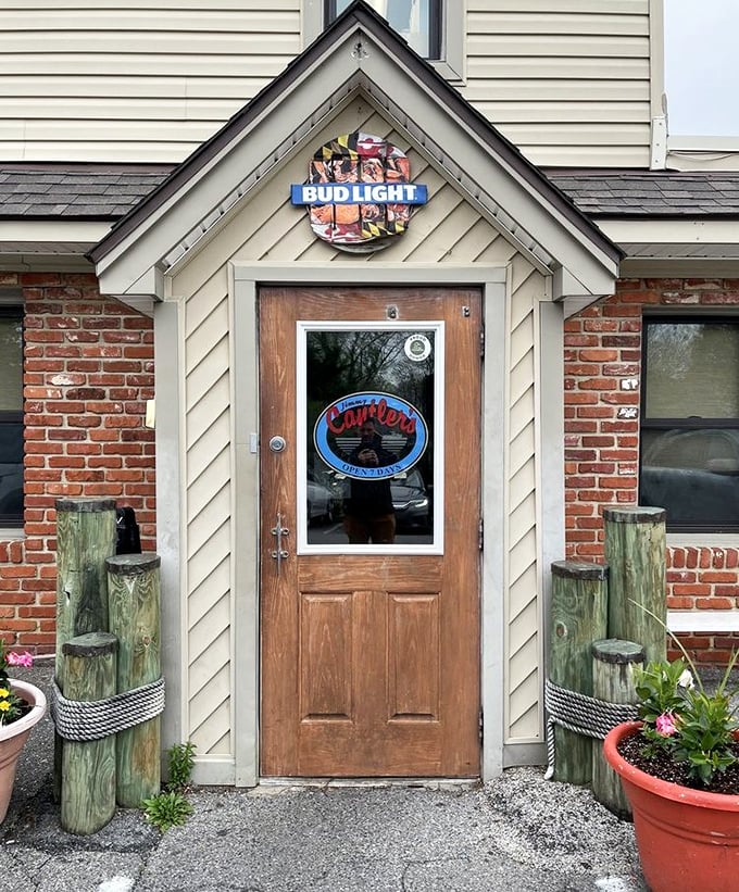The entrance to seafood paradise – like the wardrobe to Narnia, but with mallets and bibs instead of lions.