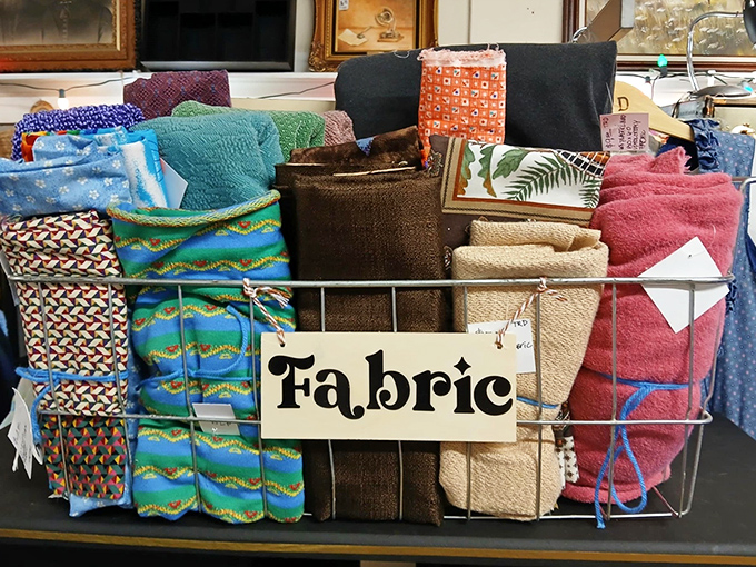 Fabric treasures for crafters and nostalgic decorators alike. That pattern on the left? Identical to your grandmother's kitchen curtains from 1972.