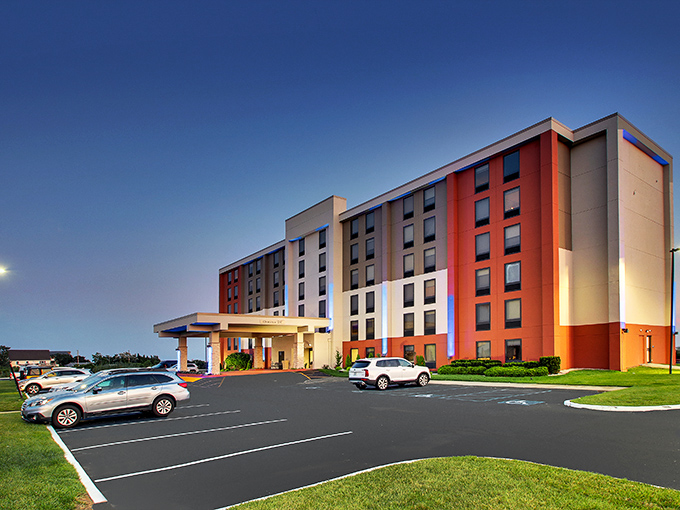 The Holiday Inn Express provides modern comfort for visitors exploring Pleasantville or nearby Atlantic City – proving you don't need casino prices for a good night's sleep.