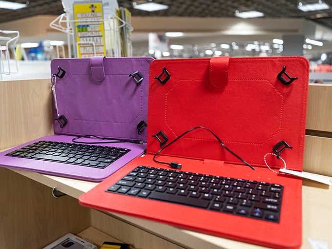 Tech treasures at thrift store prices – where last year's gadgets find new purpose without emptying your wallet.