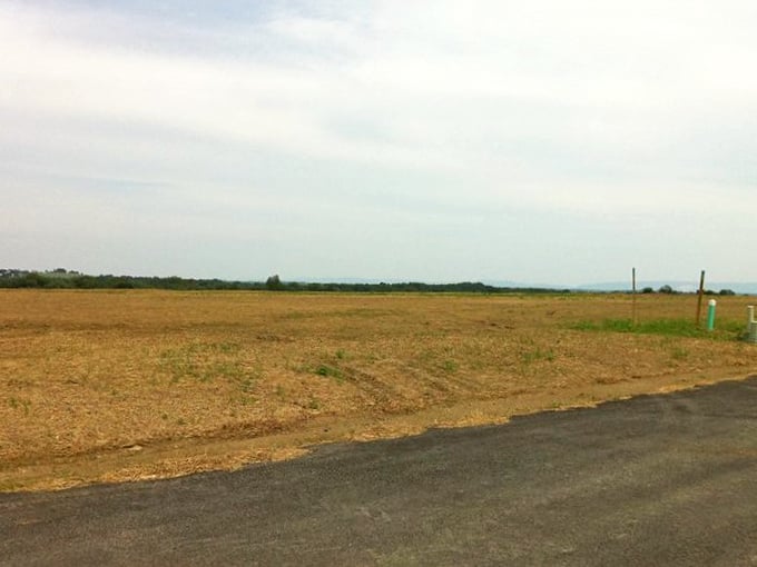 Room to breathe, room to grow. The surrounding countryside ensures that Creek View maintains its peaceful character even as new neighbors arrive.