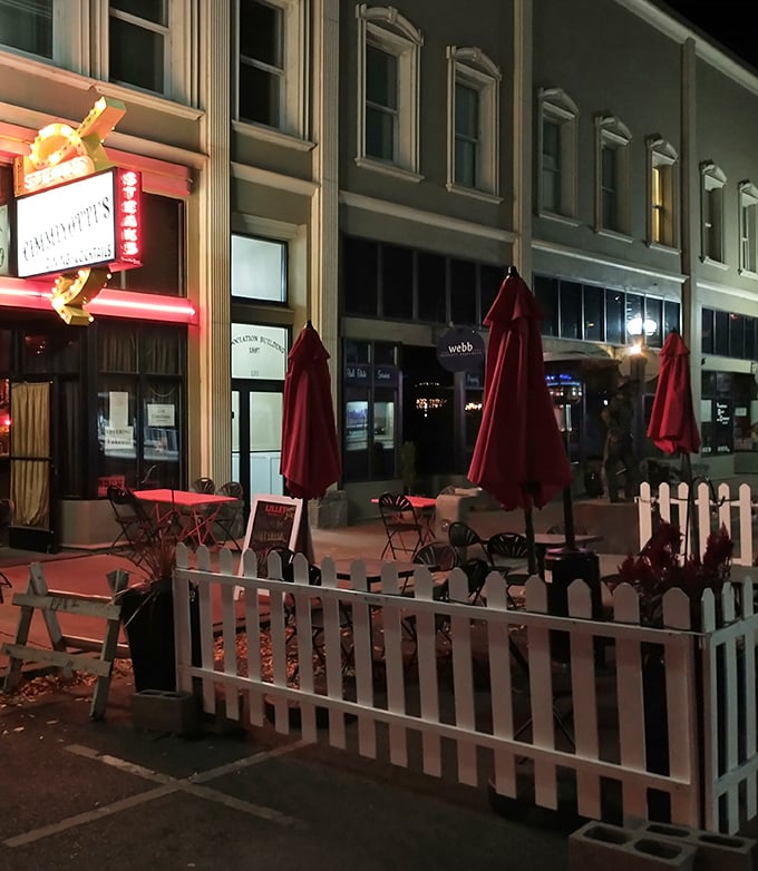 The outdoor seating area, with its white picket fence, offers al fresco dining under the stars of the Oregon sky.