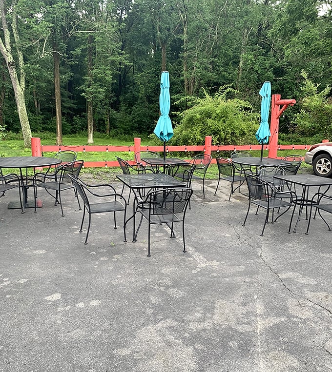 When Pennsylvania weather cooperates, the outdoor seating area offers fresh air with your fresh coffee – and a view of the lush surroundings.