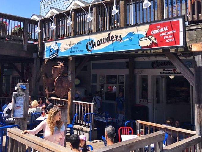 The outdoor seating area offers prime people-watching with your seafood feast – San Francisco dining in its most authentic form.