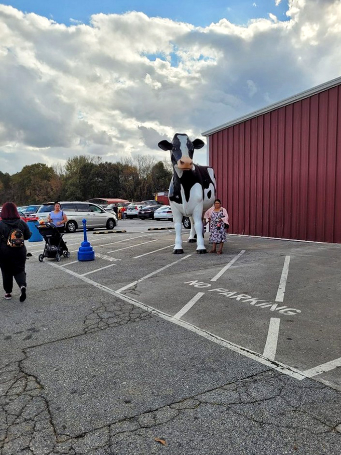 That giant cow statue in the parking lot guarantees you'll remember exactly where you parked after hours inside.