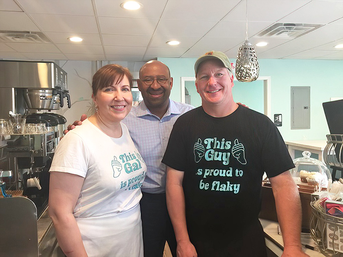 The smiling faces behind every great meal—proof that passion and pride still exist in American food culture.
