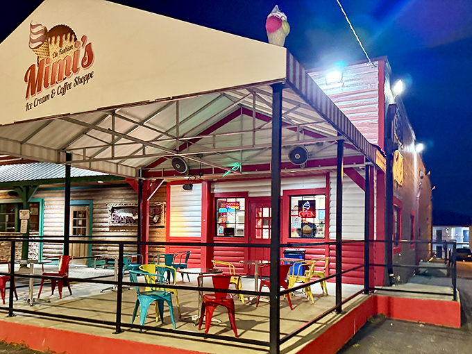 Mimi's after dark—proving that ice cream isn't just a daytime affair. Some cravings respect no clock, and thank goodness for that.