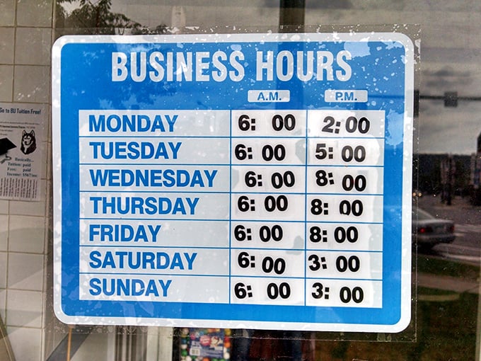 Early birds get the breakfast worms here. Those 6 AM opening times are a commitment to morning excellence that deserves our respect.