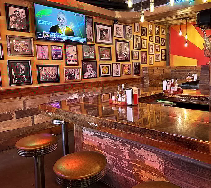 Counter seats with the best view in the house – watching your meal come together in real time.