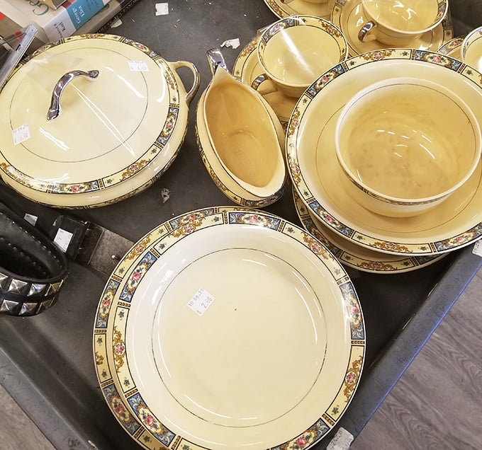Vintage dinnerware that makes you wonder about the dinner parties it's seen—and the ones it will host in your home.