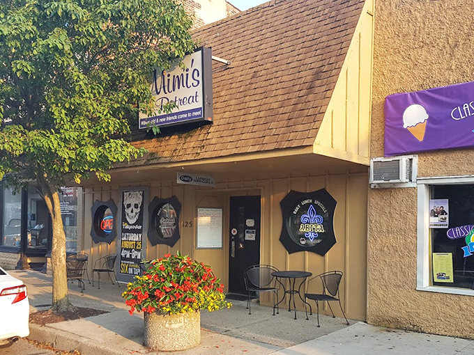 In warmer months, these outdoor seats become prime real estate—the perfect spot to enjoy your meal while watching small-town America pass by at its unhurried pace.
