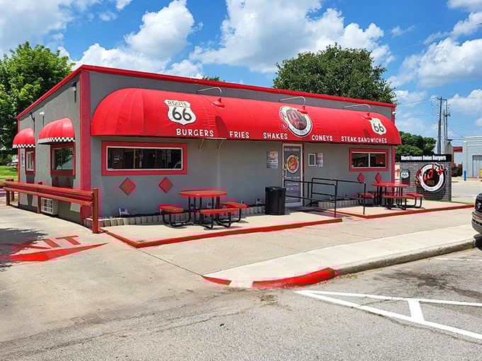 Sid's exterior is like a classic rock album cover—instantly recognizable, filled with character, and promising an experience that never goes out of style.