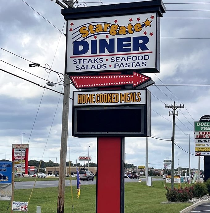 The roadside sign that's guided countless hungry travelers to salvation. Like a culinary North Star with better parking.