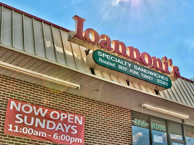 "Now Open Sundays" might be the three most beautiful words in the English language for Delaware sandwich enthusiasts seeking weekend satisfaction.