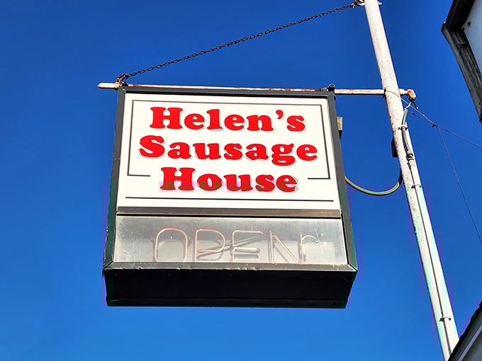 The iconic sign swinging in the Delaware breeze—a North Star for breakfast pilgrims seeking sausage salvation.