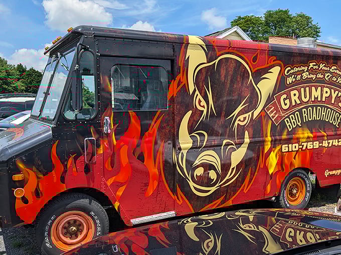Grumpy's food truck – bringing smoky joy to the masses, like a flame-painted herald of barbecue salvation rolling through Pennsylvania.