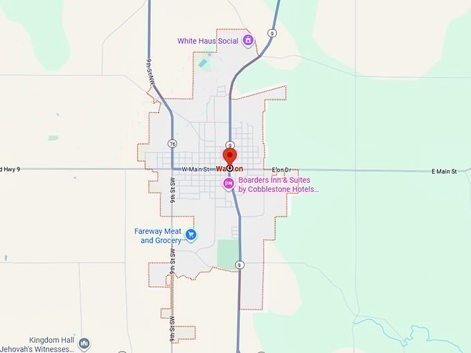 16. waukon map