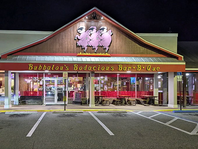 Those pink pigs dancing on the roof aren't just decoration—they're announcing serious barbecue business below.