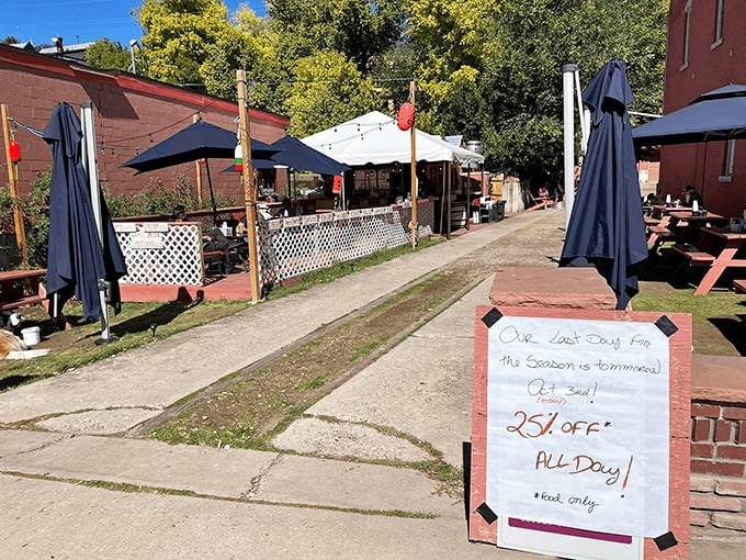 Butch's brings that Cape Cod charm to Colorado's mountains – complete with picnic tables and summer vibes.