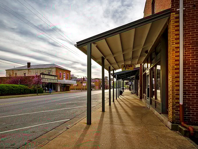 Main Street Hermann stretches out like a scene from an old Western, minus the tumbleweeds and gunfights.
