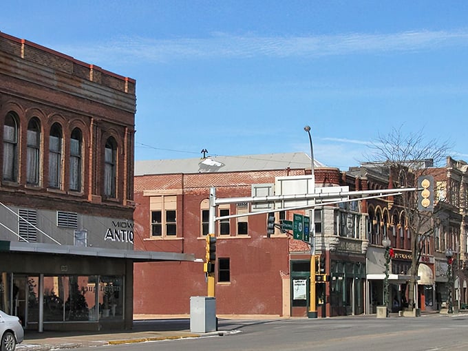 Stroll down these streets where time seems to slow and prices follow suit – Albert Lea's downtown is a budget-shopper's dream come true.