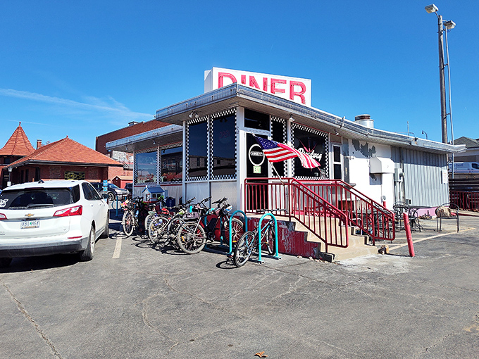 Bicycles parked outside mean locals know what's up—this shiny diner serves the kind of breakfast that makes hitting the snooze button a cardinal sin.