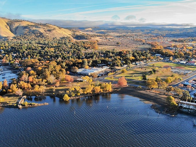 Fall's golden touch transforms Clearlake into nature's masterpiece – where affordable living and million-dollar views play together like old friends.