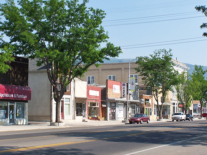 Small-town charm meets mountain valley beauty in Ephraim, where neighbors still wave and life feels refreshingly uncomplicated.