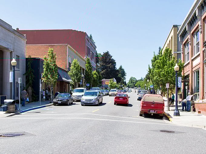 Hood River's main street feels like small-town America hit the scenic jackpot, with mountains and water playing supporting roles in this everyday drama.