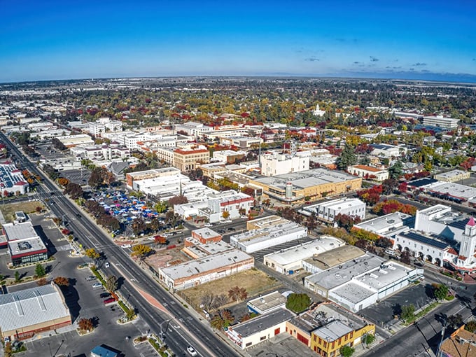 From above, Merced spreads out like a perfectly planned retirement community with room to breathe.