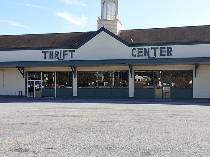 Cars lined up outside Prime Thrift – bargain hunters know where the good stuff is. The thrill of the hunt begins here.