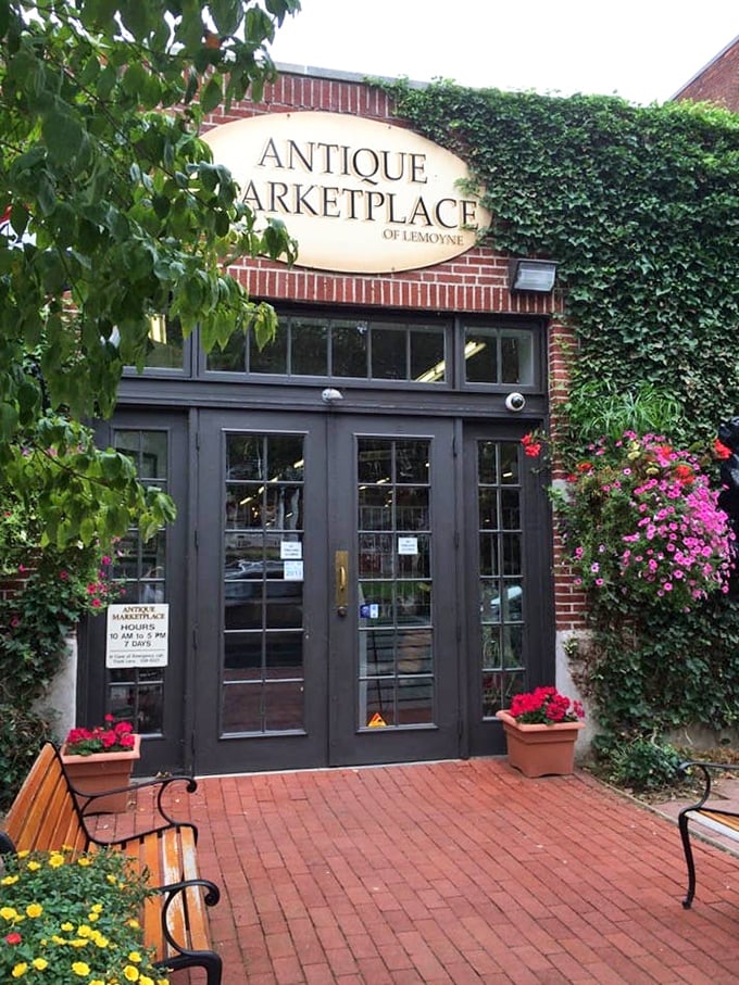 Those gray double doors might as well be labeled "Abandon all sense of time, ye who enter here."