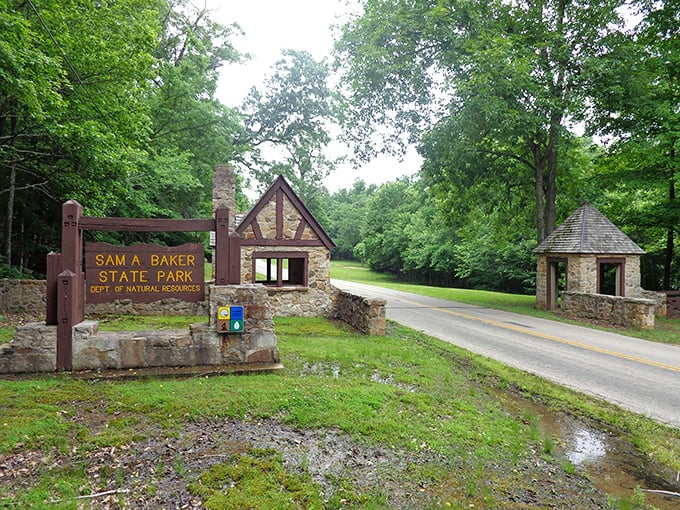 These stone entrance gates aren't just pretty—they're time machines. Drive through and watch your stress levels drop faster than cell phone reception in the valley.