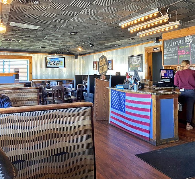 Step inside to corrugated metal ceilings and patriotic touches that say "we're serious about burgers, not about pretension."
