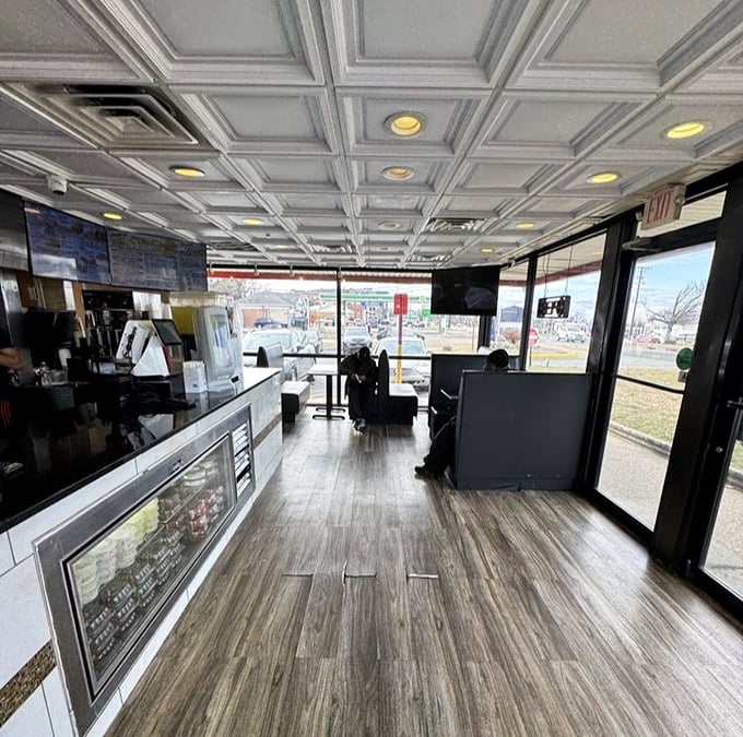 Simple, clean, and focused on what matters—the food. This no-nonsense interior lets the chicken do all the talking, and trust me, it's quite the conversation.