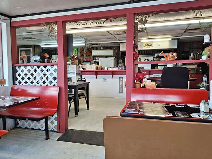 No-frills dining with character to spare. The lattice dividers and red tables say, "We put our energy into the food, not fancy décor."