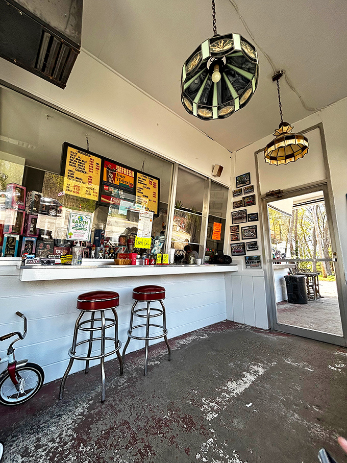 Step inside and time travel back to when diners had character. Those stained glass pendant lights have witnessed decades of satisfied smiles.