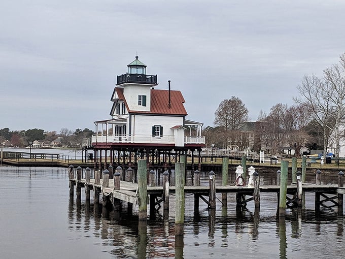 This isn't just a lighthouse—it's a time machine on stilts. The Roanoke River Lighthouse stands as proudly today as when it guided sailors home.