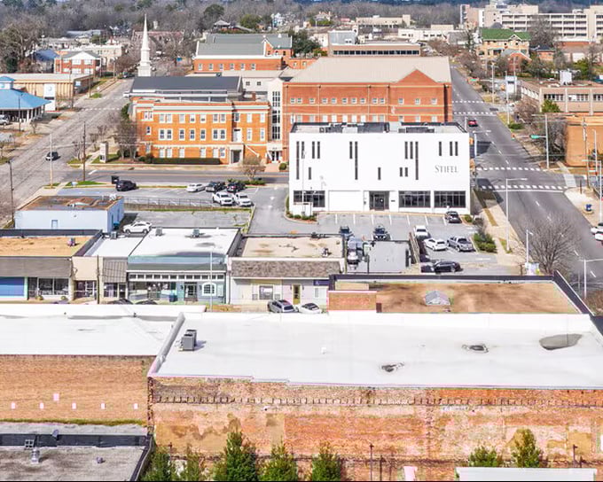 From above, Meridian reveals its compact, navigable layout—where your retirement dollars stretch further than your morning walk.