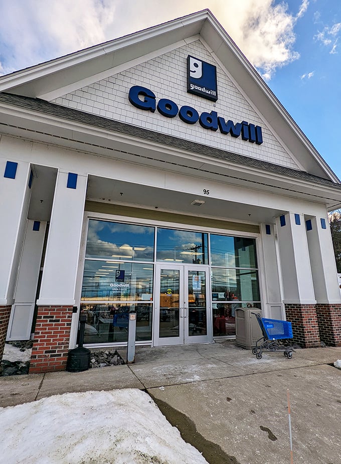 Those automatic doors might as well be a portal to another dimension—one where time becomes irrelevant and the thrill of the hunt takes over.