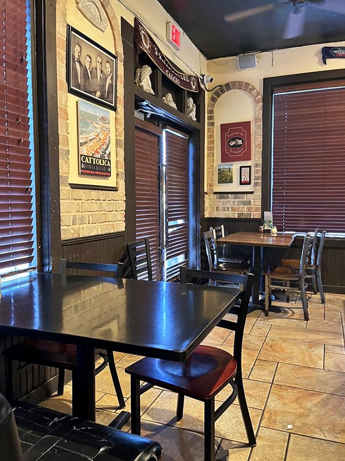 Old-world charm meets Florida sunshine in this cozy dining room. The exposed brick walls tell stories while you wait for your pizza masterpiece.