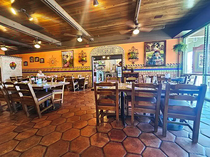Step inside and the transformation is immediate – warm terracotta walls, wooden ceiling beams, and hexagonal tiles transport you straight to Mexico.