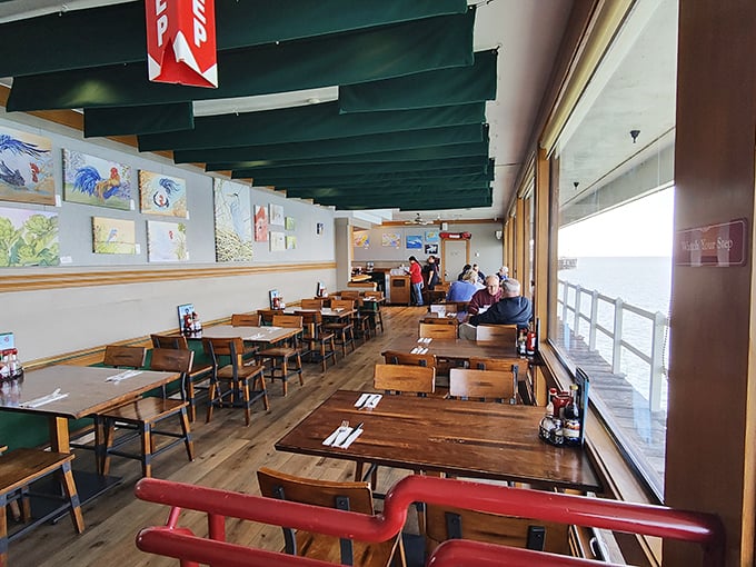 Wooden tables, nautical charm, and those panoramic ocean views – dining doesn't get more California coastal than this.