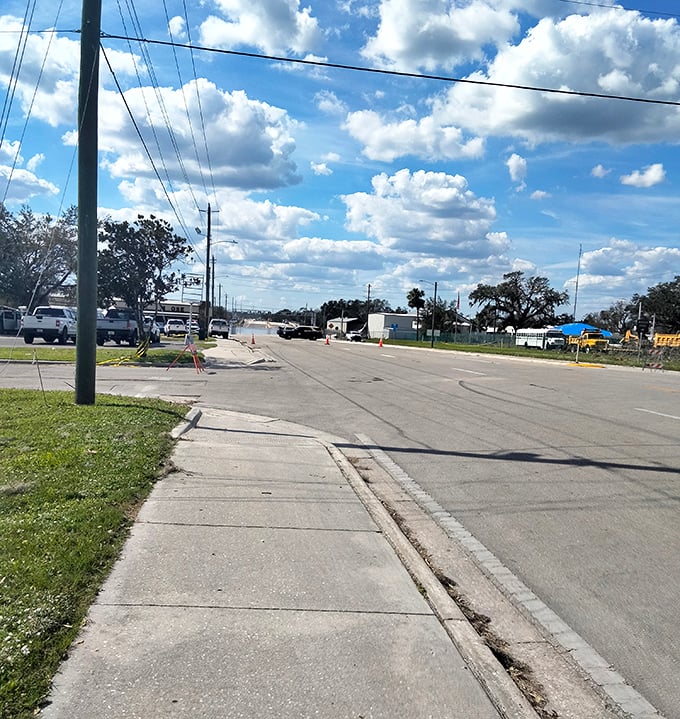 Wide open roads and big Florida skies – Arcadia's everyday scenery reminds you there's still breathing room in the Sunshine State.